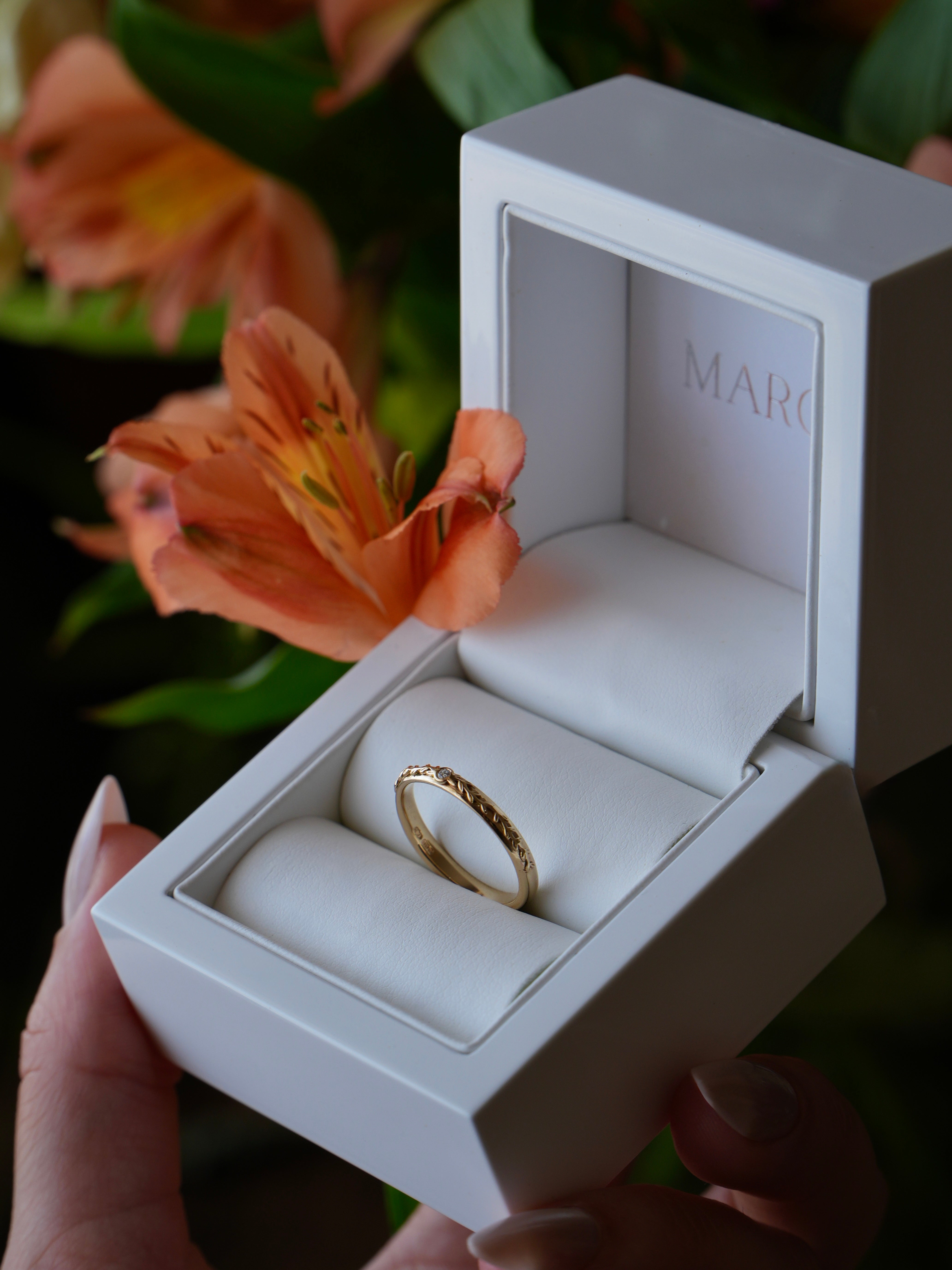 Marigold | Lab Diamond Gold leaves band – Marga Jewellery